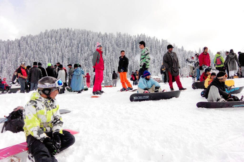 7-days snowboarding course – Gulmarg Ski Trips